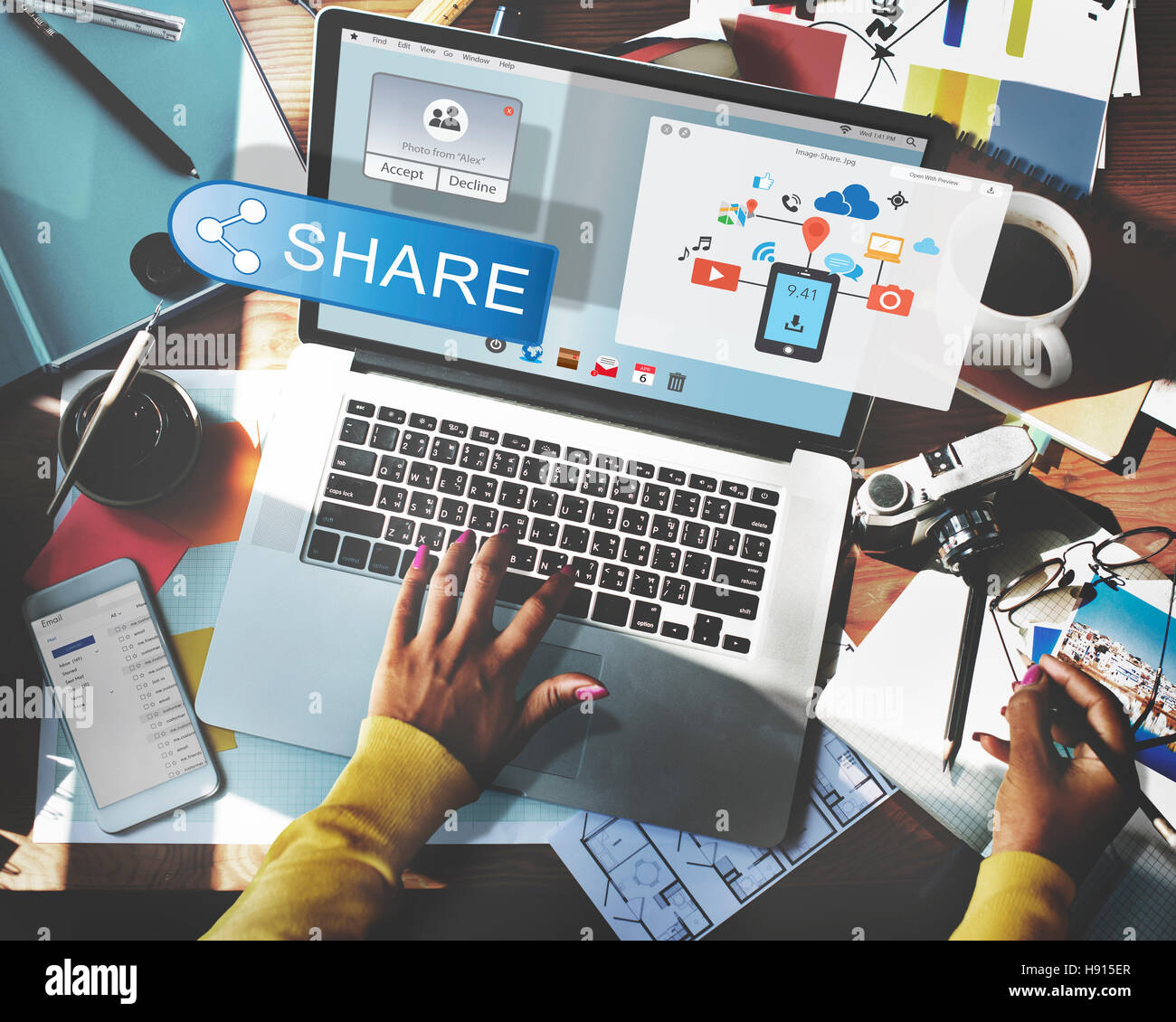 Share Connect Communicate Transfer Cloud Concept Stock Photo - Alamy
