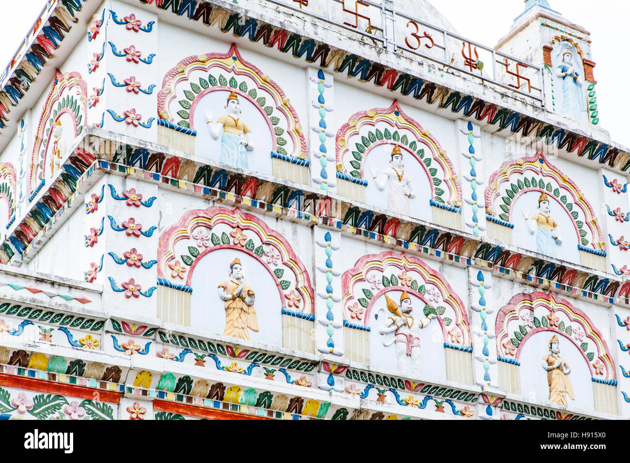 Detail on the exterior walls of the main temple of Maheshwarnath Mandir ...