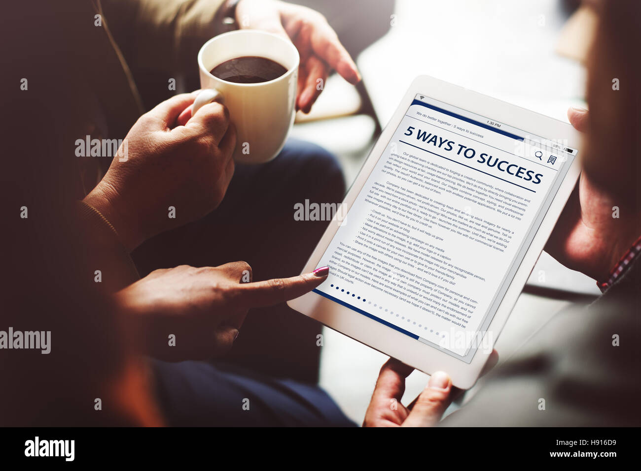 Website Homepage Online Internet Article Concept Stock Photo - Alamy