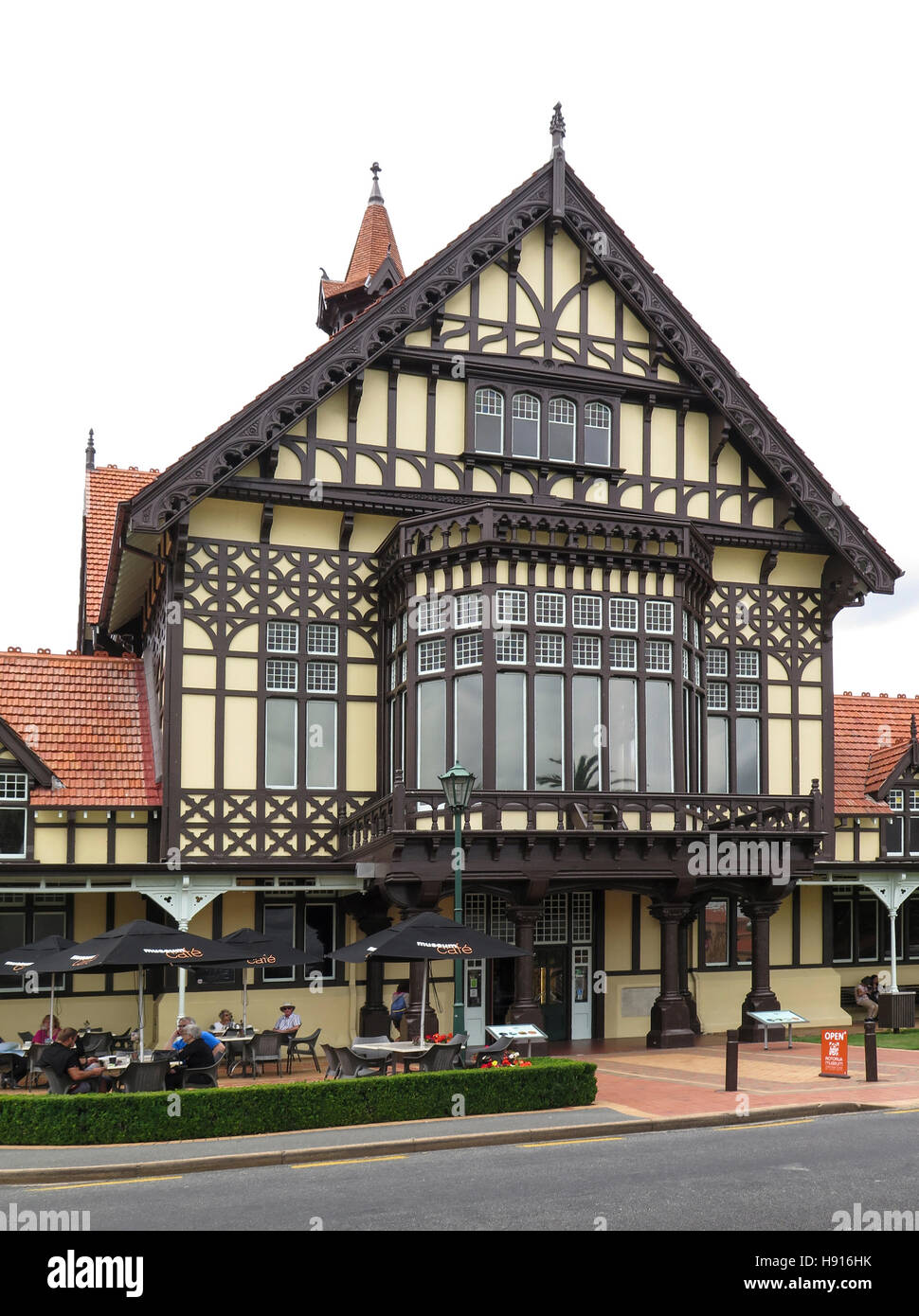 Rotorua buildings building hi-res stock photography and images - Alamy
