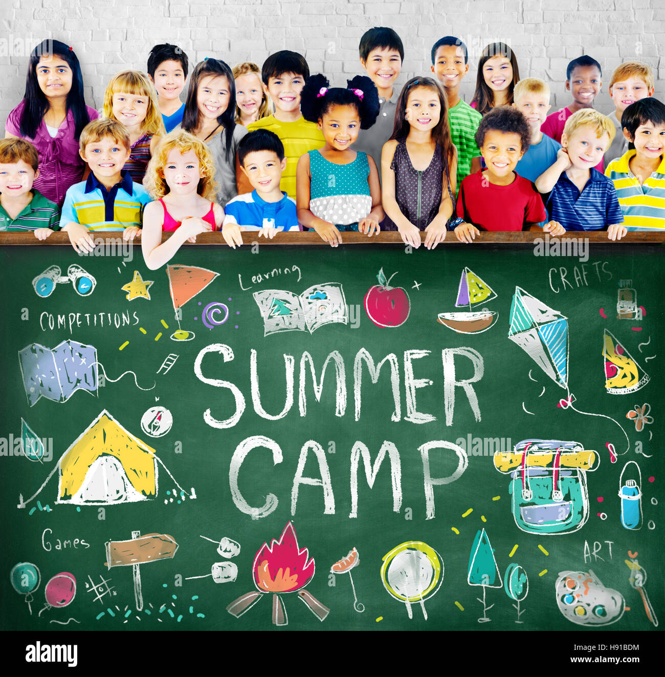 Kids camping diverse hi-res stock photography and images - Alamy