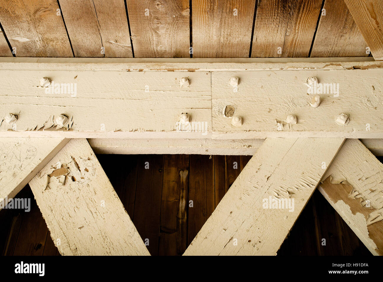 Detail of wooden timbers with nuts and bolts Stock Photo - Alamy