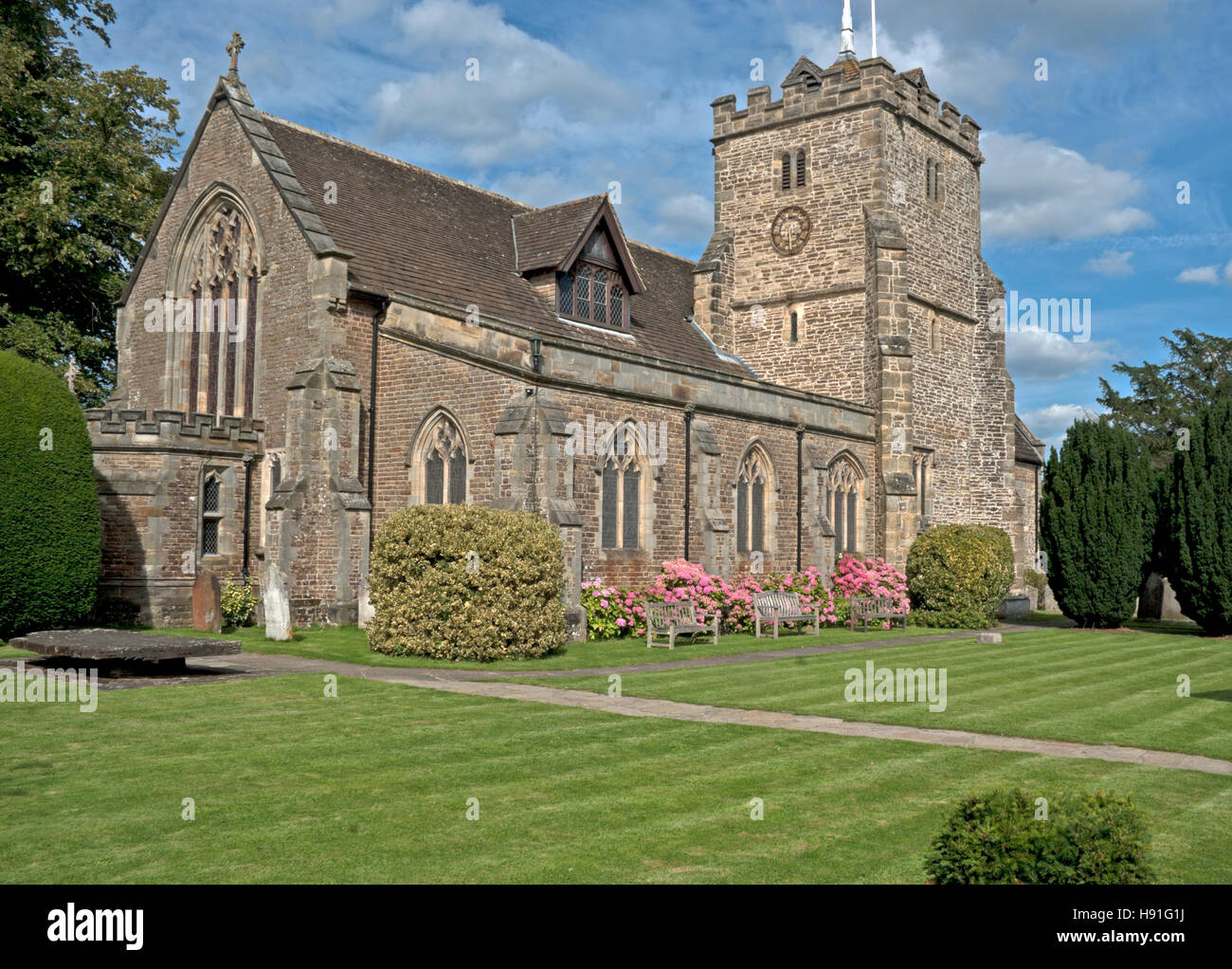Warnham church hi-res stock photography and images - Alamy