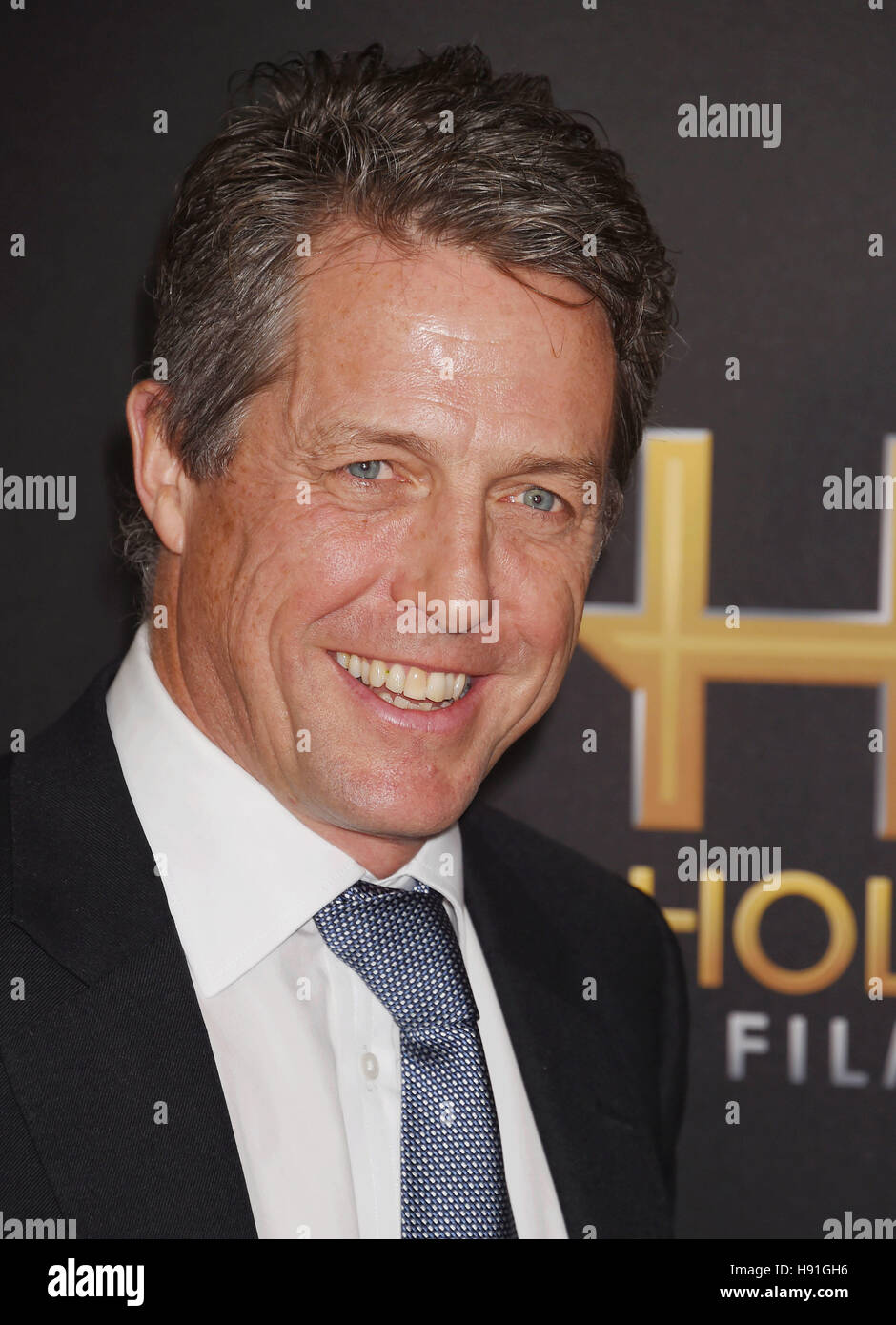 Actor hugh grant hi-res stock photography and images - Alamy