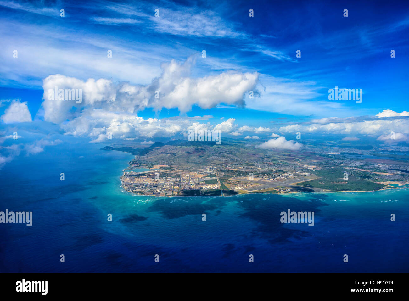 Aerial view of the island of Oahu, Hawaii, United States Stock Photo ...
