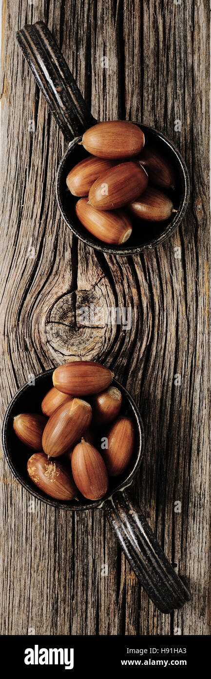 Still life vertical hi-res stock photography and images - Alamy