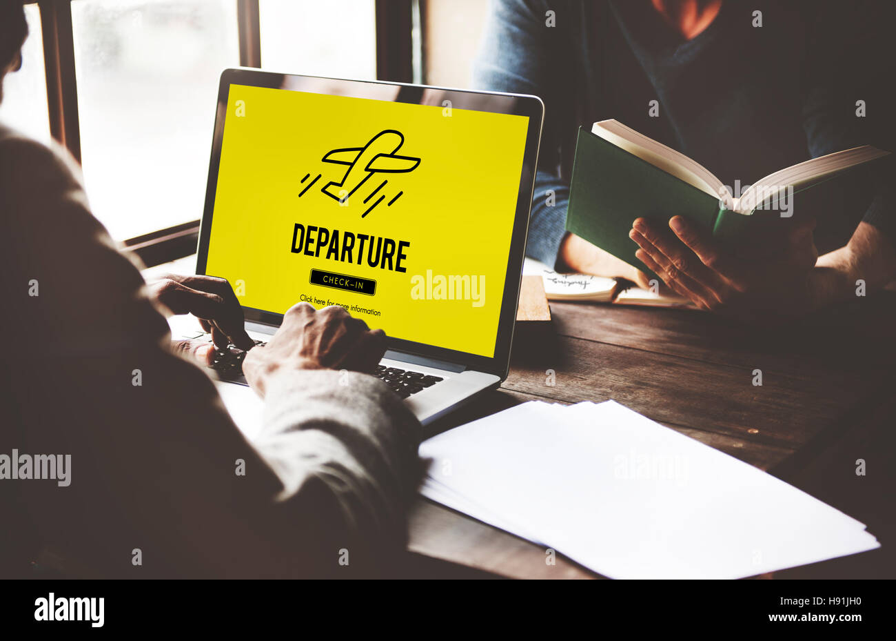 Book flight check in hi-res stock photography and images - Alamy