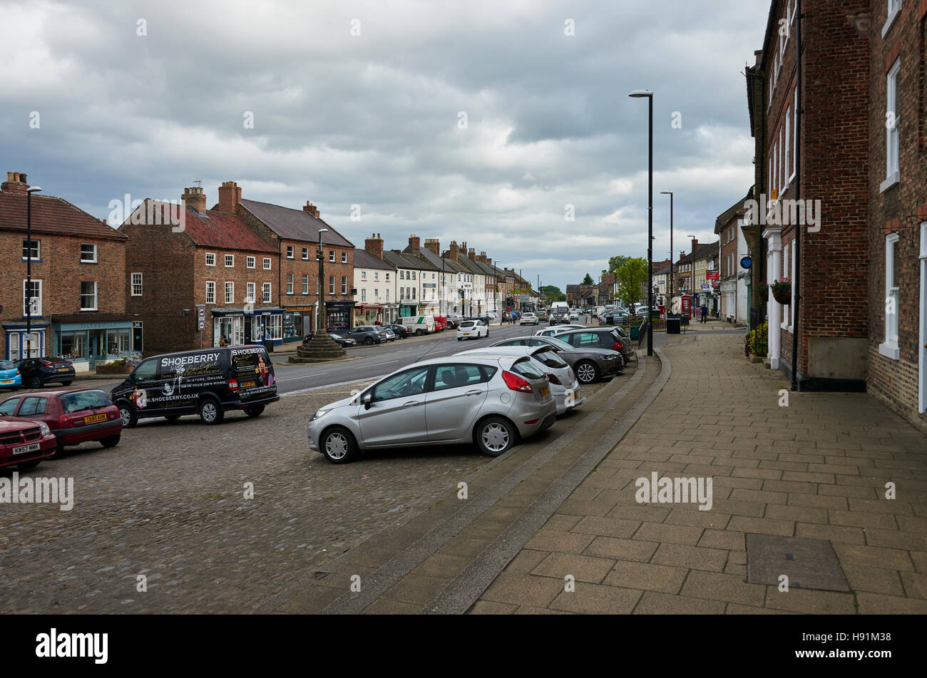 Bedale street hi-res stock photography and images - Alamy