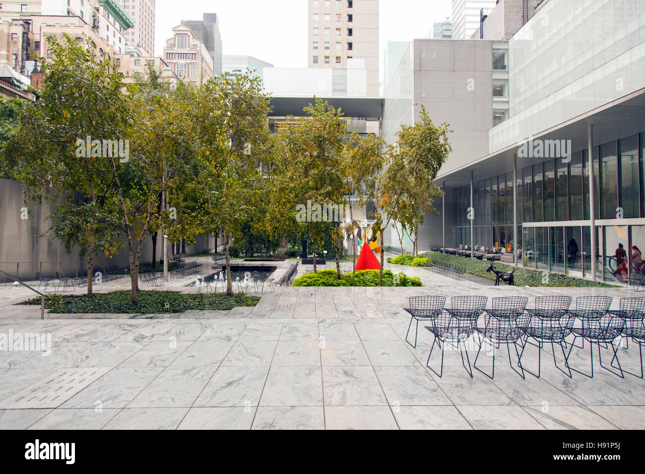 Sculpture garden at MOMA - Museum Of Modern Art , Manhattan,New York ...