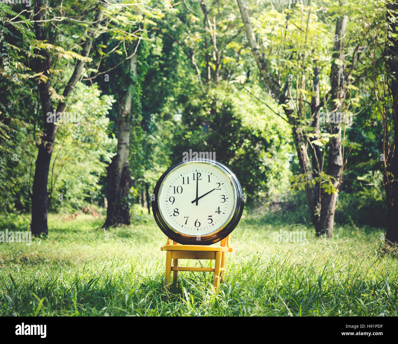 Time instrument of measurement hi-res stock photography and images - Alamy