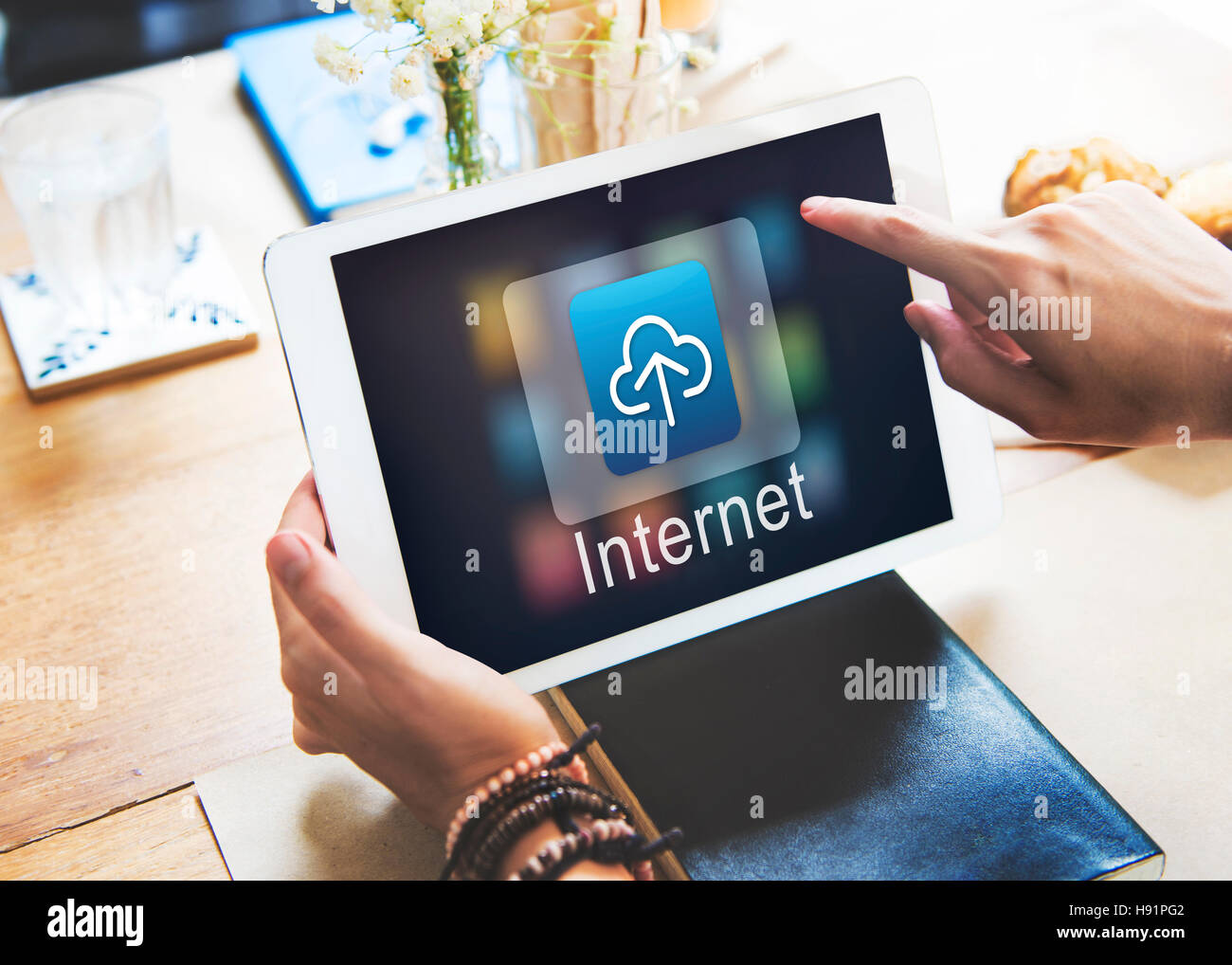 Cloud Computing Data Sharing Storage Graphic Concept Stock Photo - Alamy