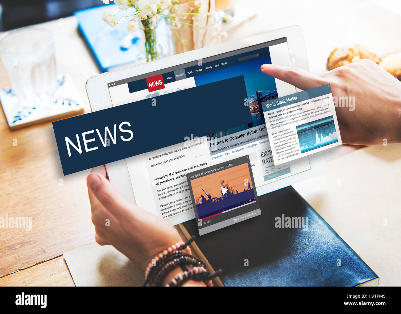 Update Trends Report News Flash Concept Stock Photo - Alamy