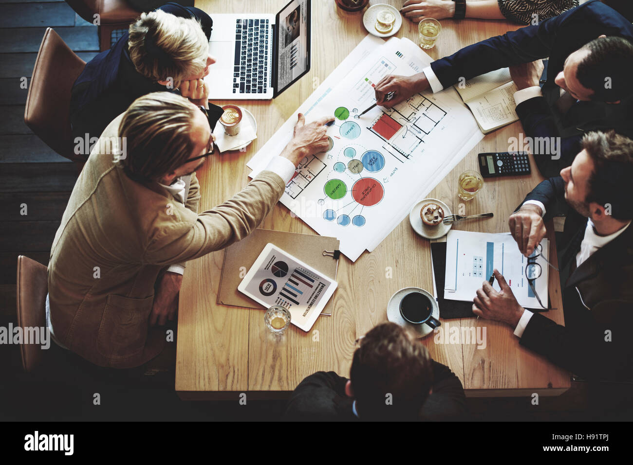 Team Meeting Brainstorming Planning Analysing Concept Stock Photo - Alamy