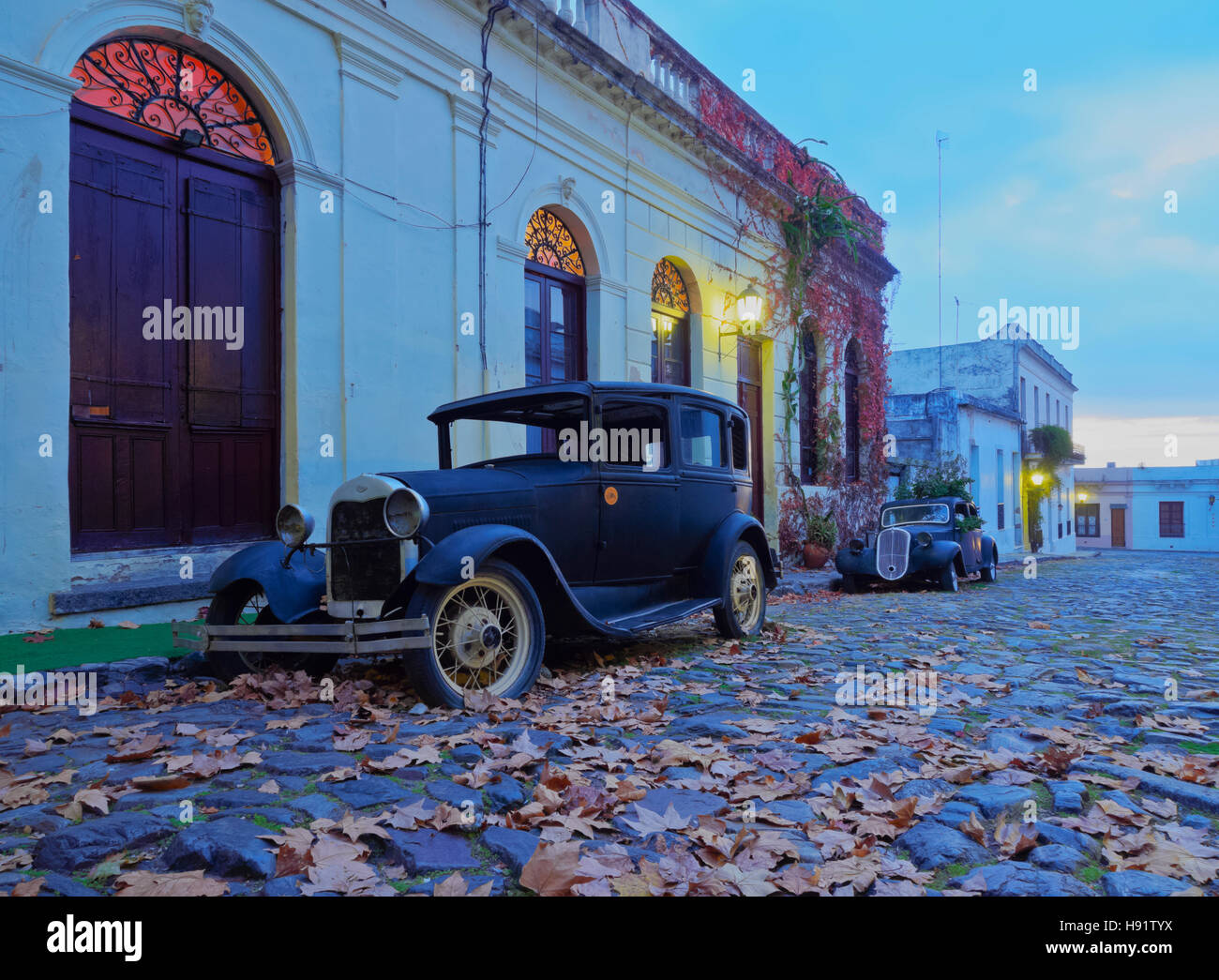 Uruguay, Colonia Department, Colonia del Sacramento, Vintage cars on ...