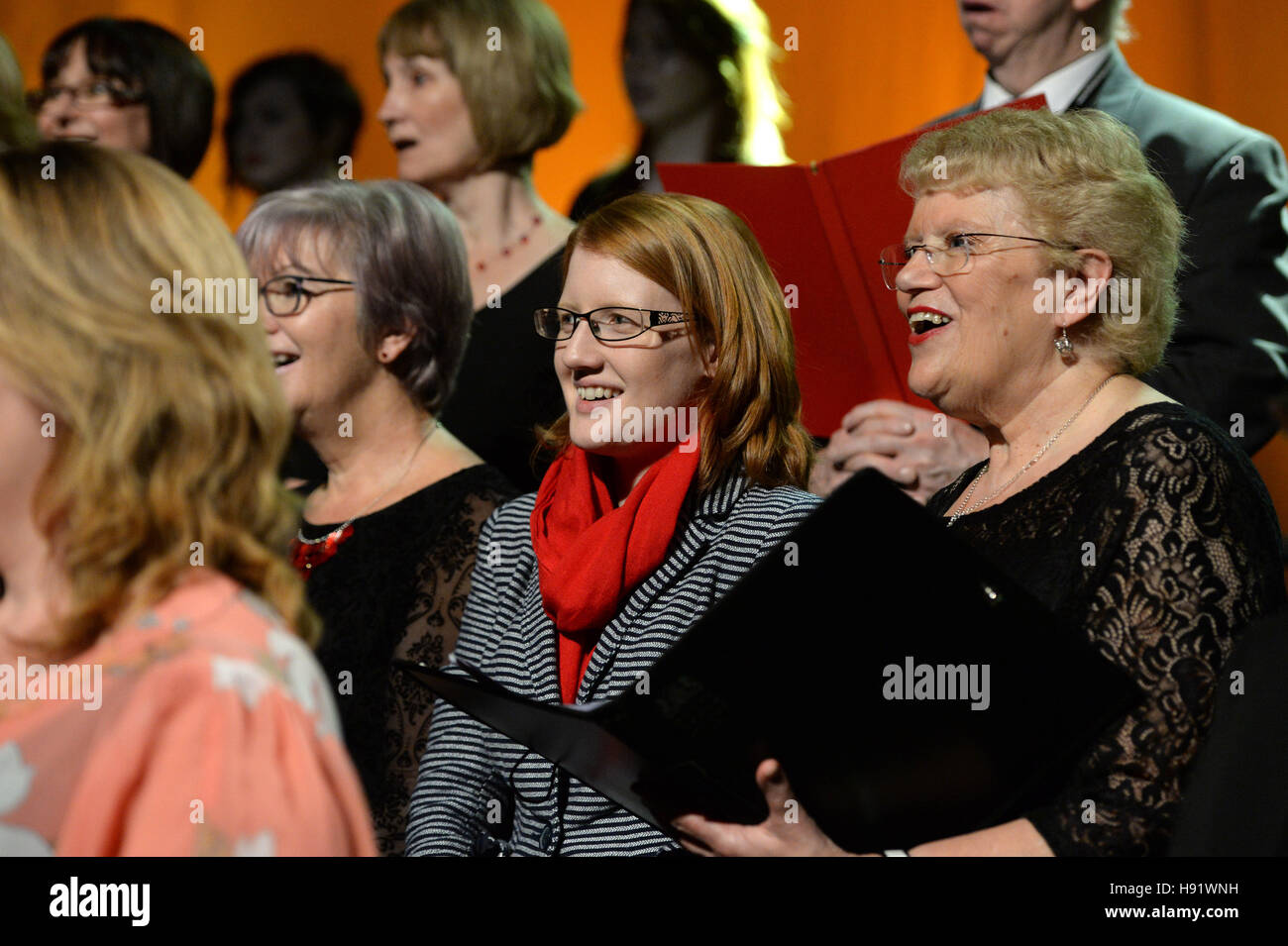 Holly lynch hi-res stock photography and images - Alamy