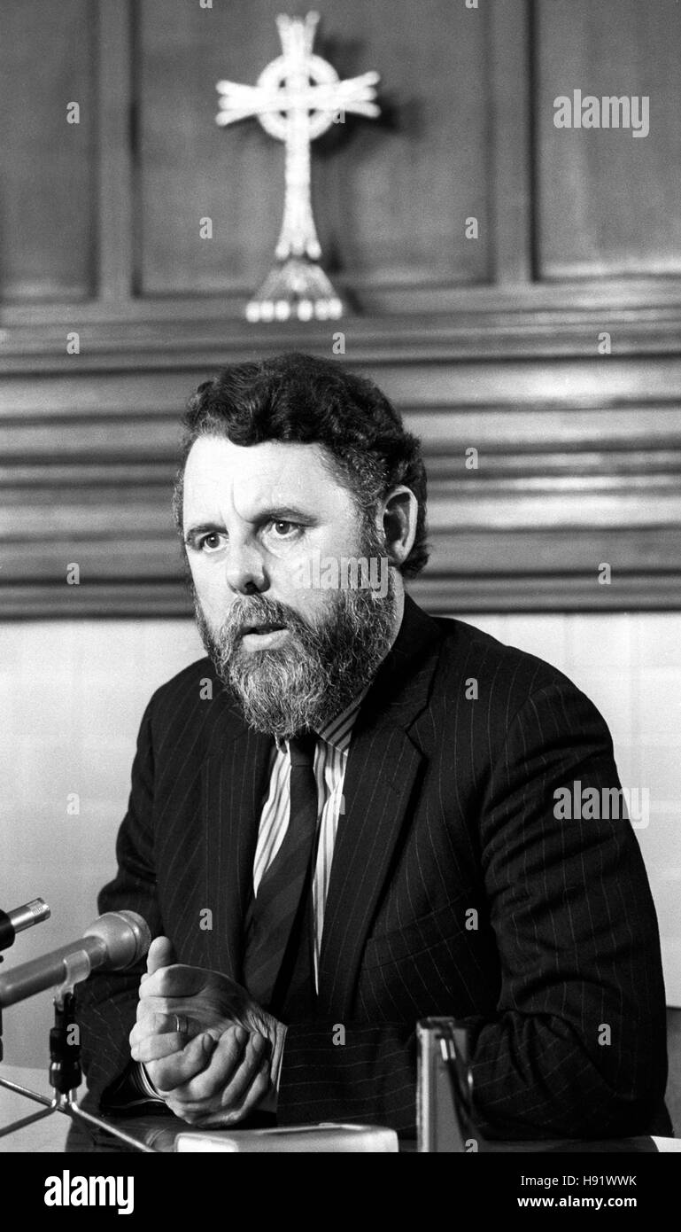 The Archbishop of Canterbury's special envoy Terry Waite speaking at a ...