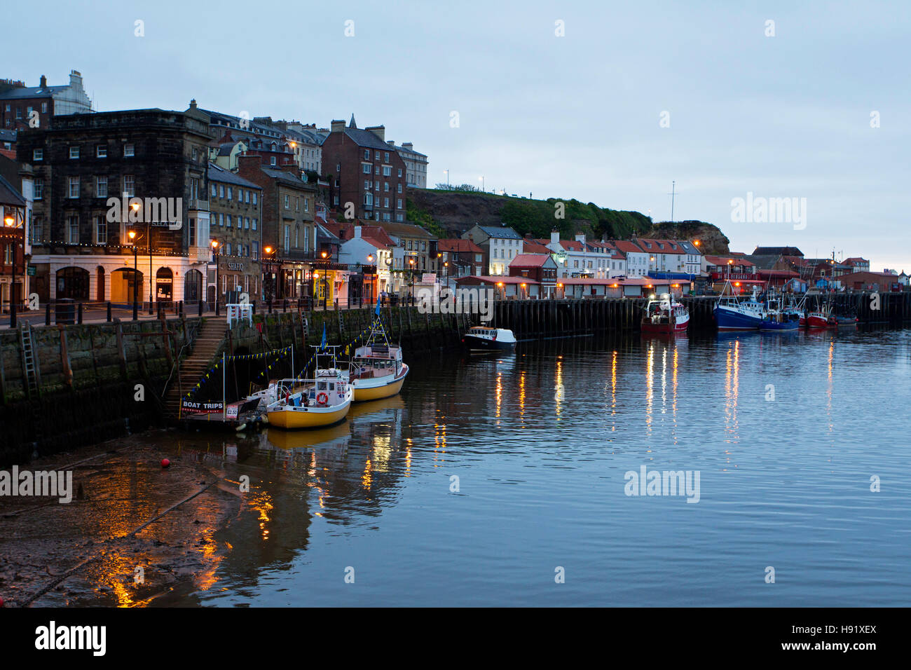 Whitby harbour night lights hi-res stock photography and images - Alamy