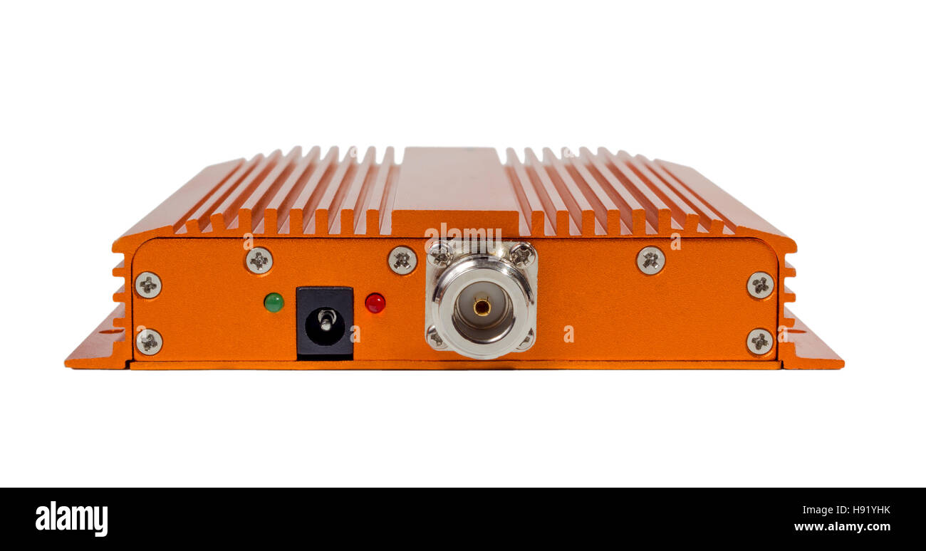 Amplifying signal repeater for GSM cellular phone without antennas ...