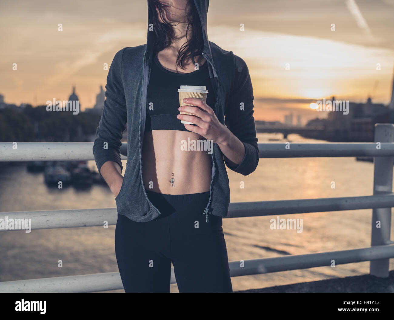 Woman Toned Abs Stock Photos & Woman Toned Abs Stock Images - Alamy
