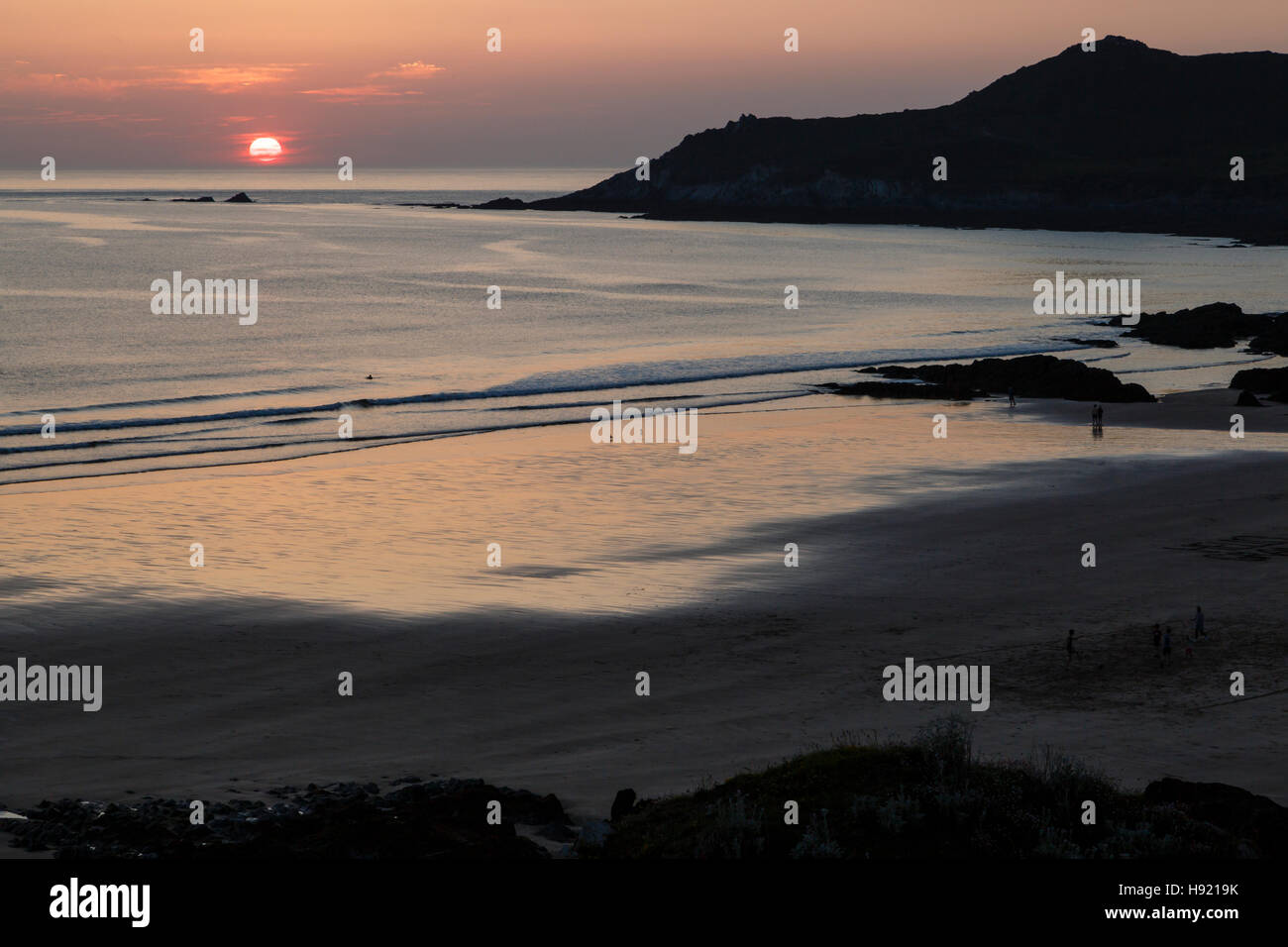Sunset at Combesgate Beach, Mortehoe, Devon Stock Photo - Alamy