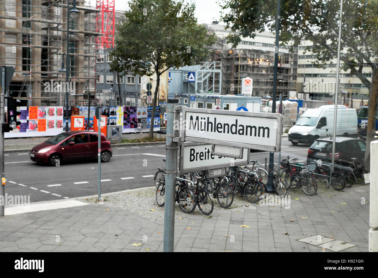Berlin street sign hi-res stock photography and images - Alamy
