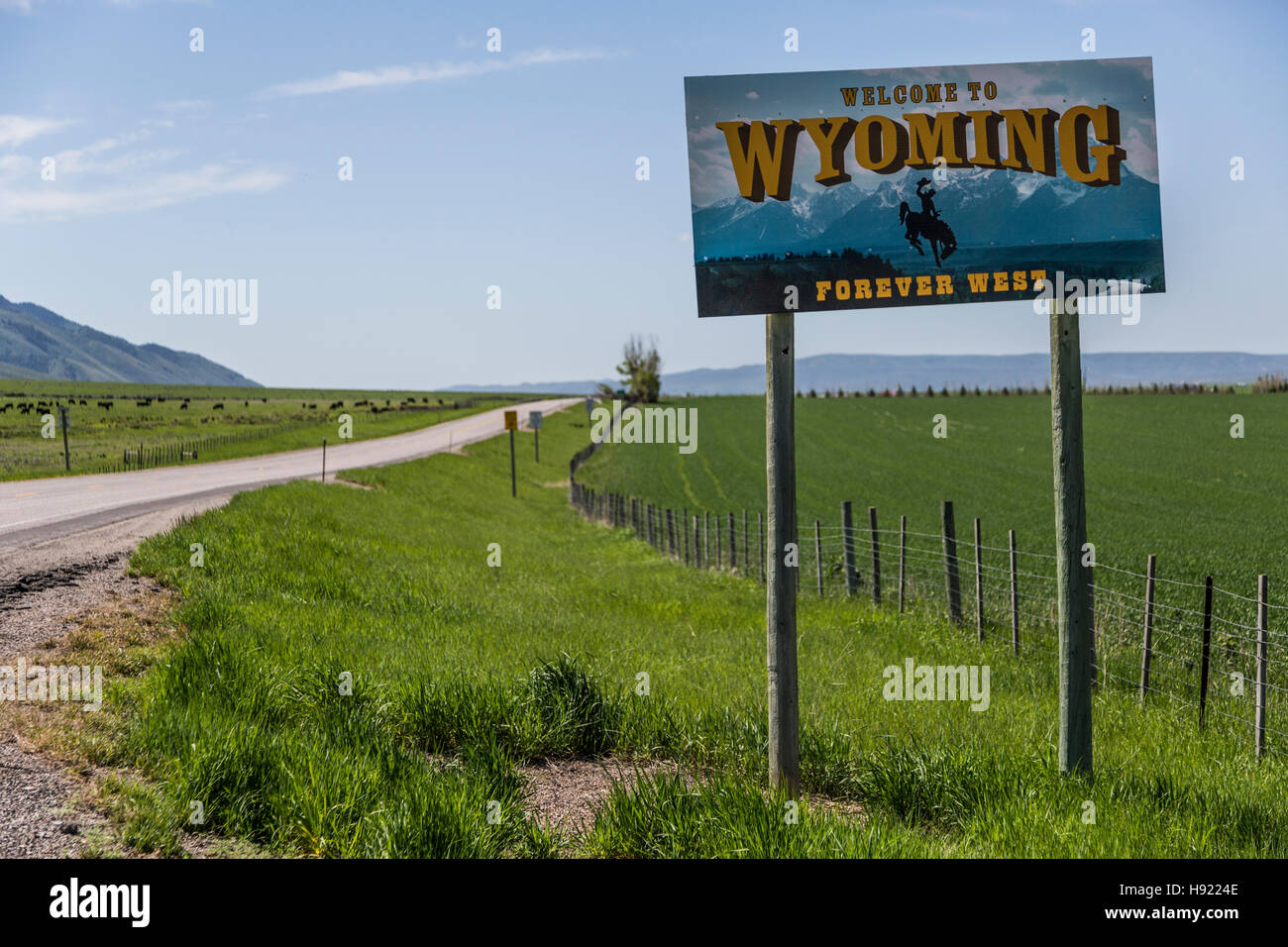 Welcome To Wyoming Sign High Resolution Stock Photography and Images ...
