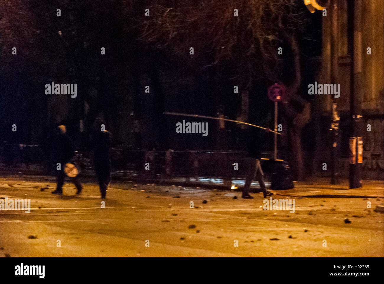 Athens, Greece. 17th Nov, 2016. Night riots after the annual ...