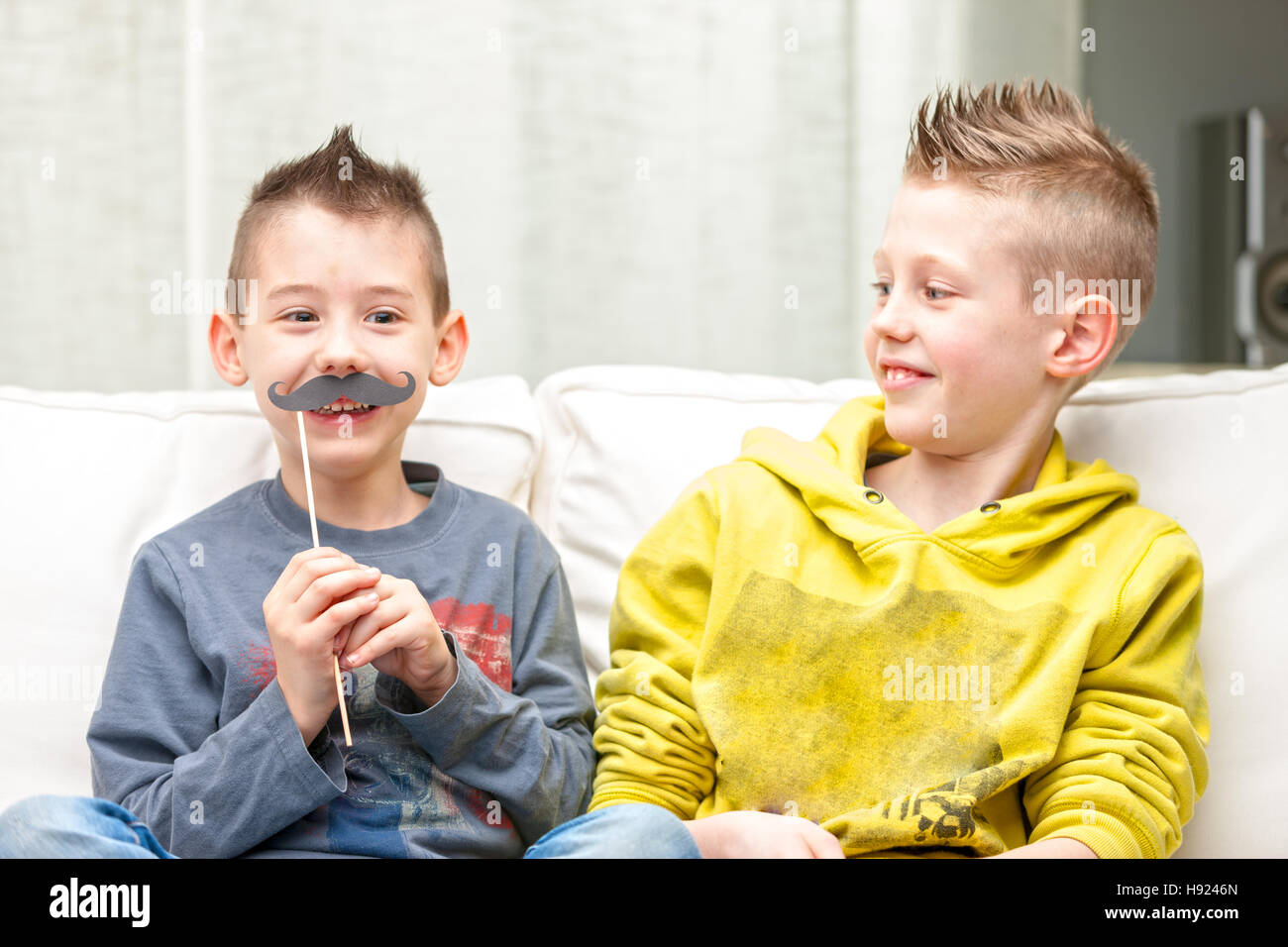 Brothers making funny faces hi-res stock photography and images - Alamy