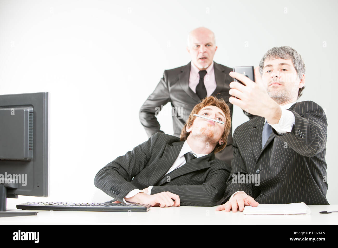 boss surprises two lazy employees making themself a selfie and making ...