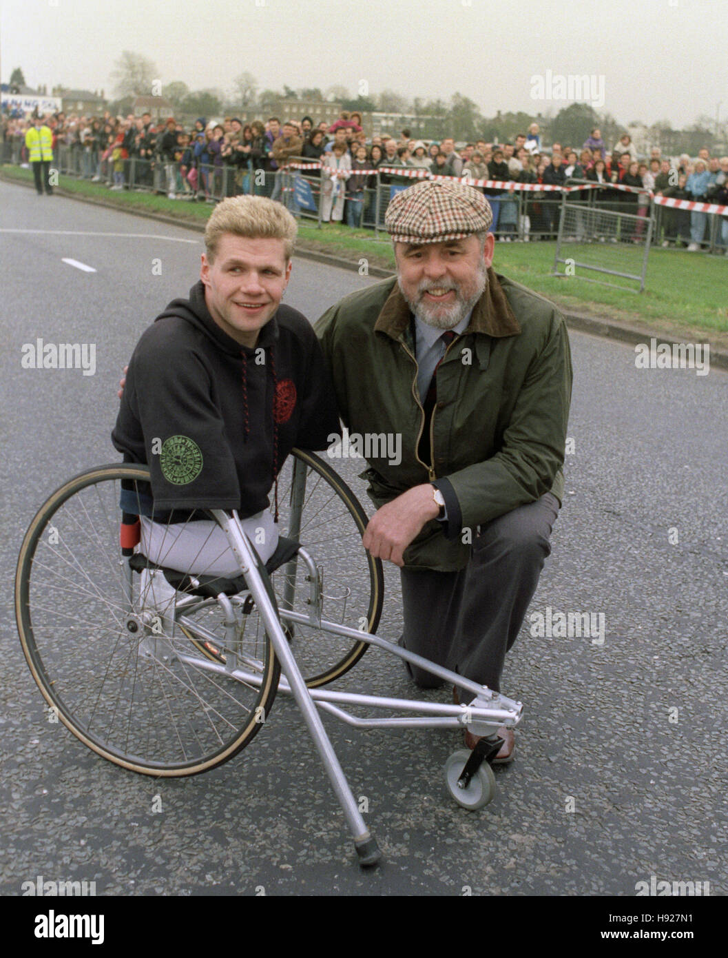 Terry Waite chats to wheelchair contestant Peter Hull before starting ...