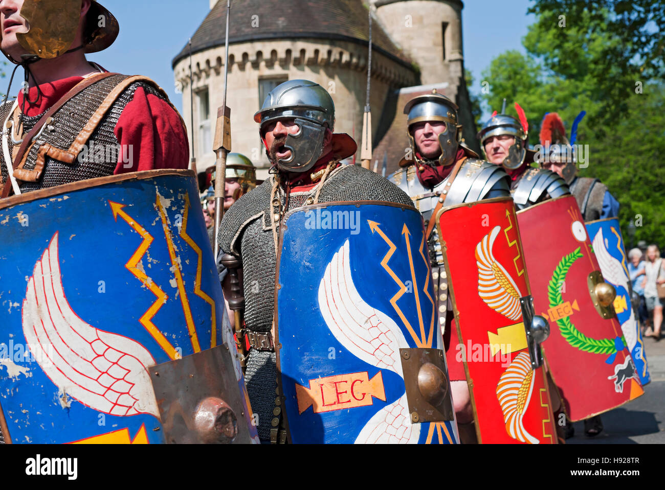 Roman soldiers marching hi-res stock photography and images - Alamy