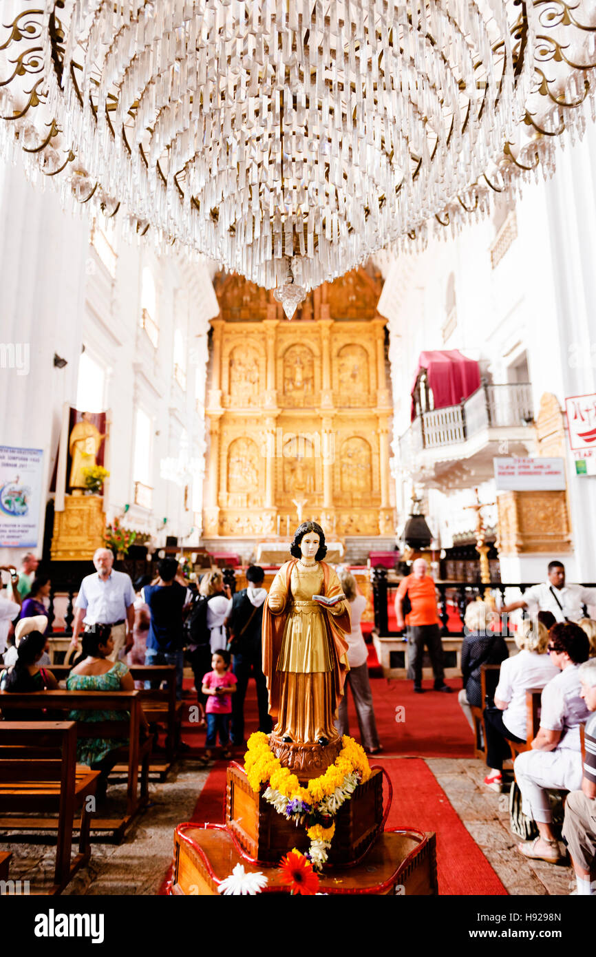 Tourists goa church hi-res stock photography and images - Alamy