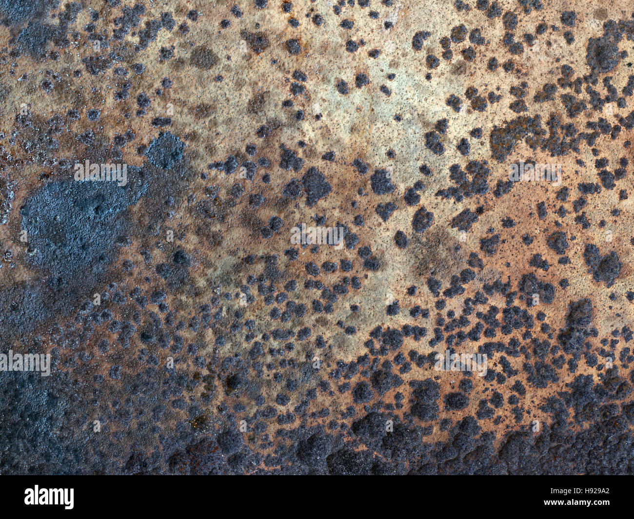 Corroded and worn surface of the iron plate Stock Photo - Alamy