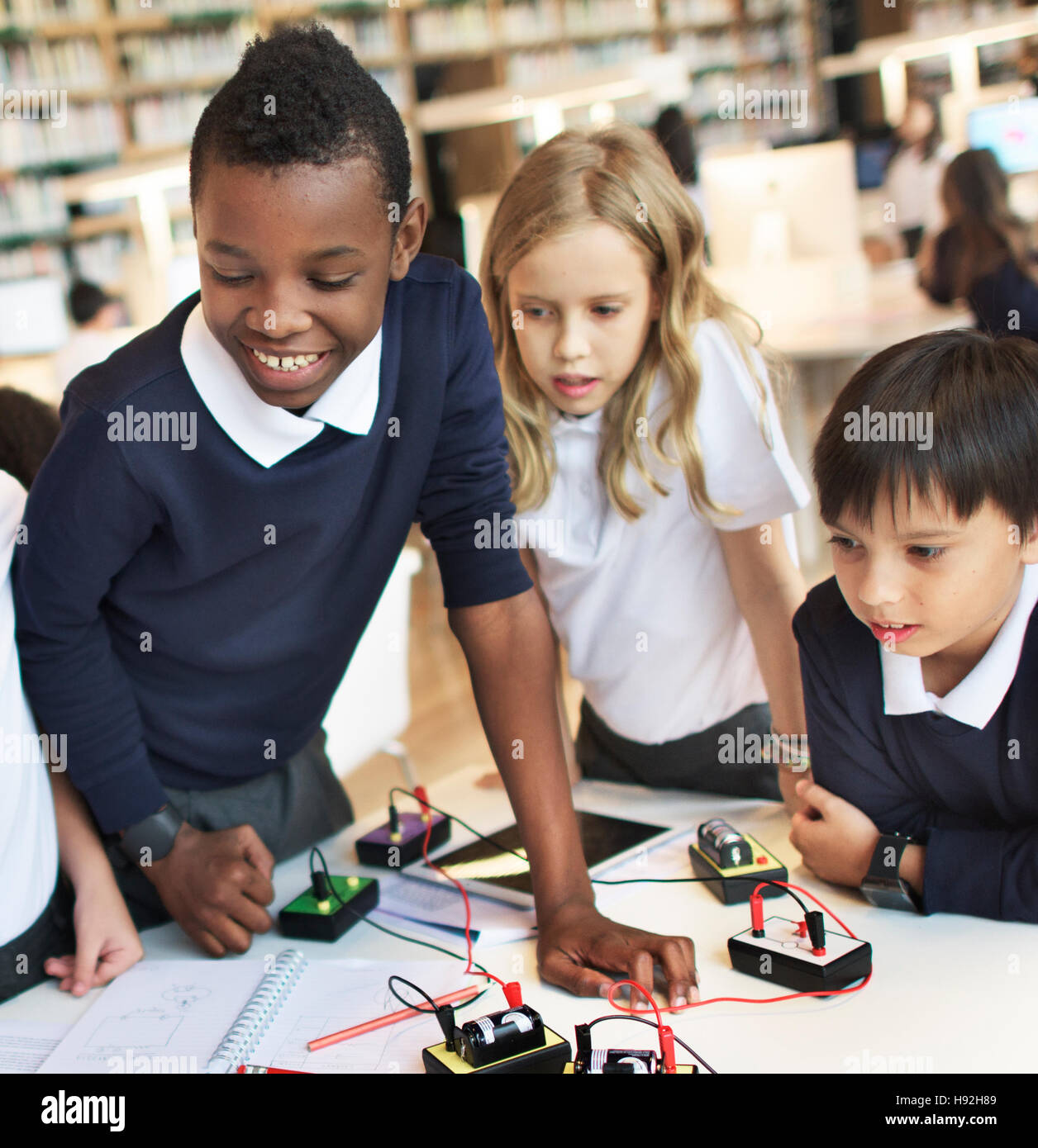 Eletronic Experiment Observation Physics Study Concept Stock Photo - Alamy