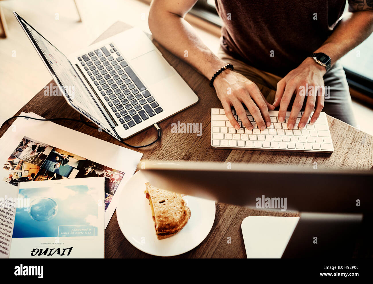 Laptop Connection Electronic Networking Relax Concept Stock Photo - Alamy
