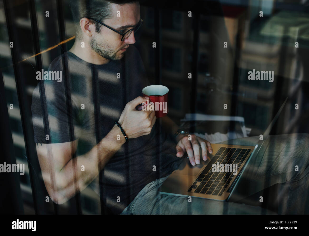 Commercial connection hi-res stock photography and images - Alamy