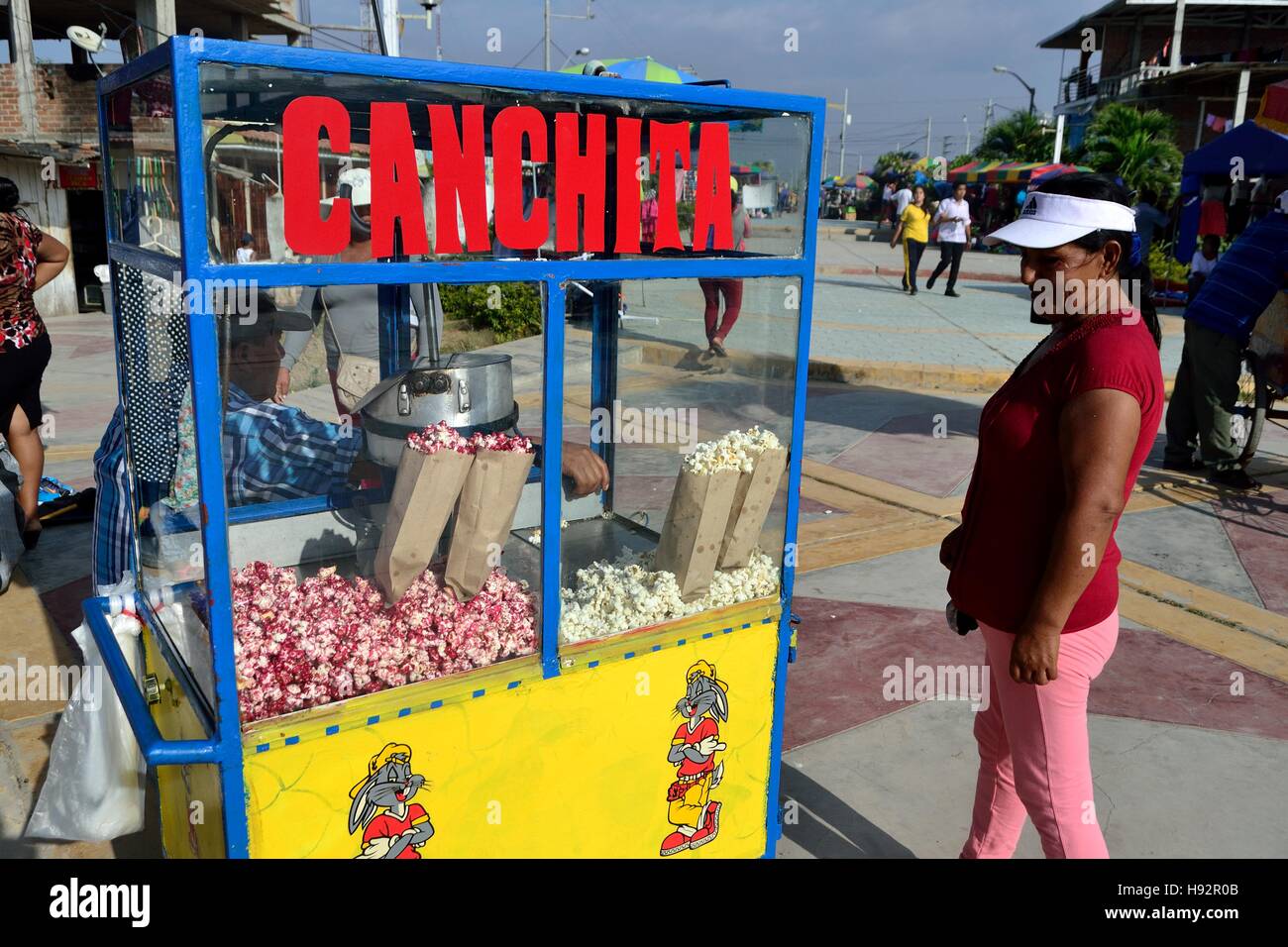 Popcorn sale in PUERTO PIZARRO - Deparment of Tumbes - PERU Stock Photo ...