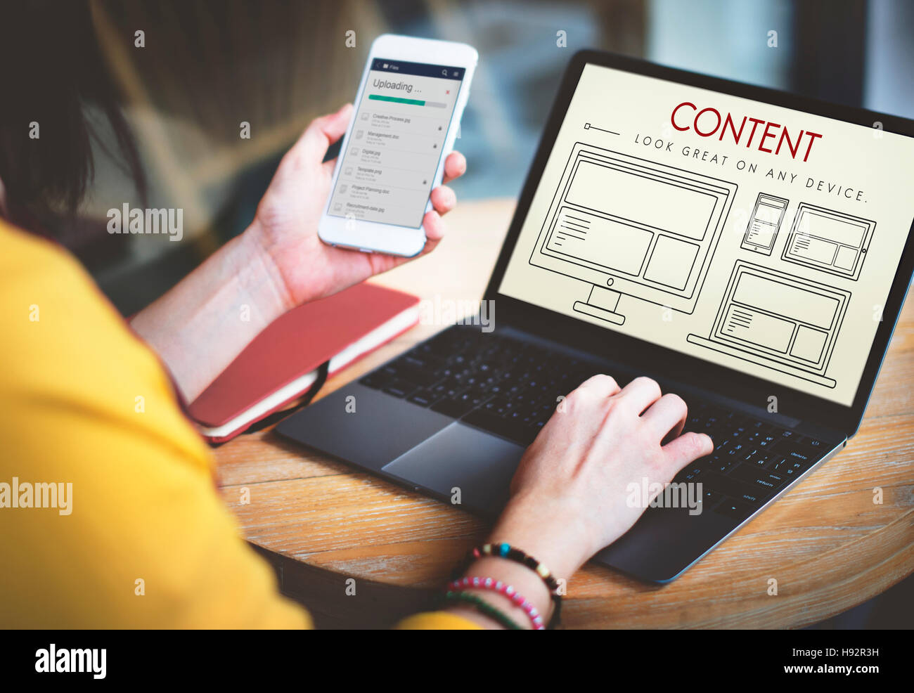 Responsive Design Layout Connection Content Concept Stock Photo - Alamy