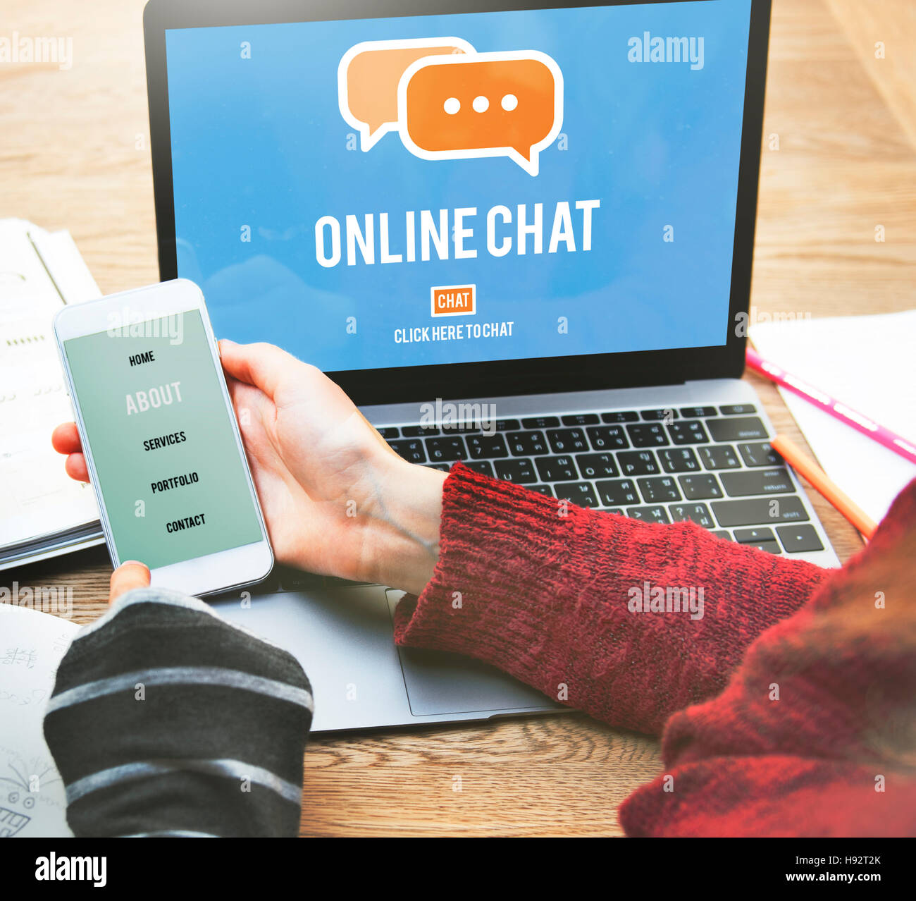 Online Communication Chat Conversation Global Concept Stock Photo - Alamy