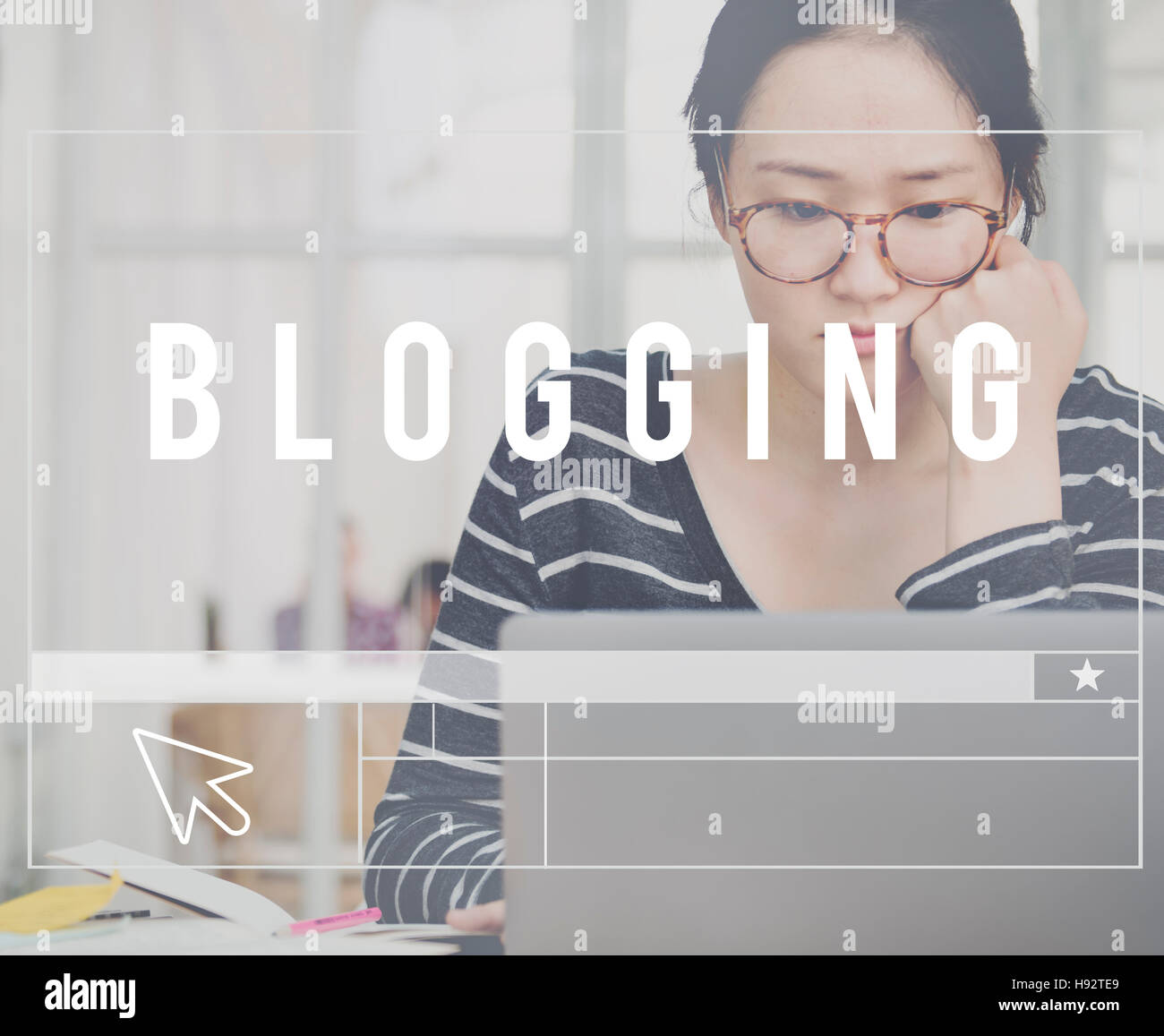 Blogging Social Media Network Online Opinion Concept Stock Photo - Alamy