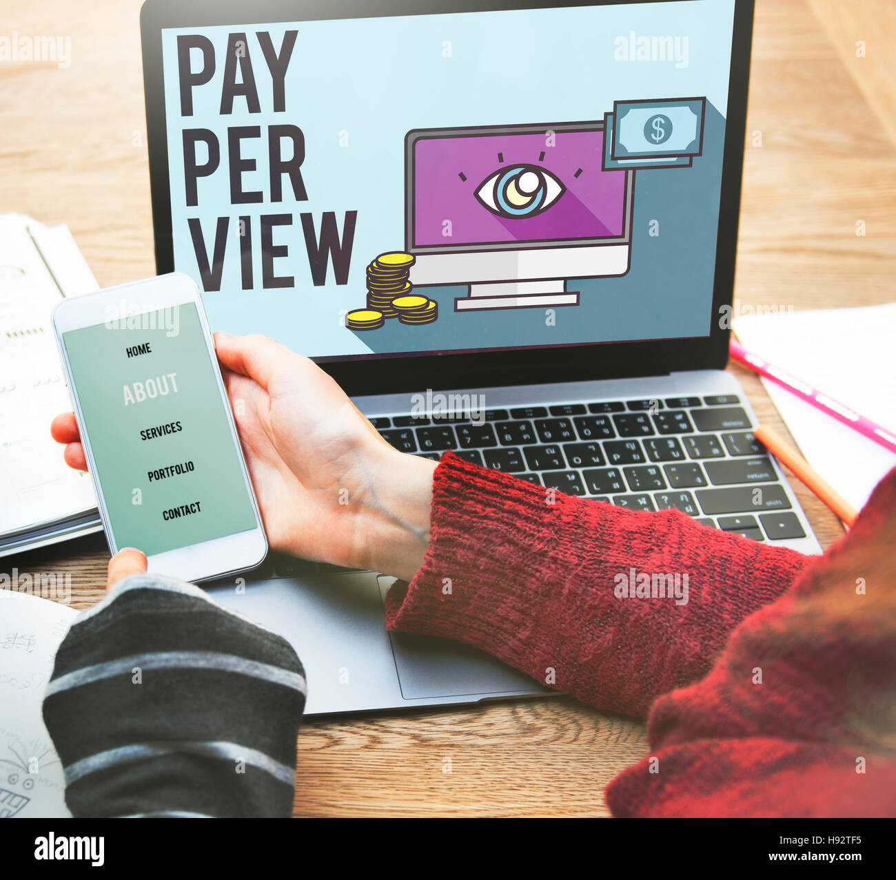 Digital content viewing hi-res stock photography and images - Alamy