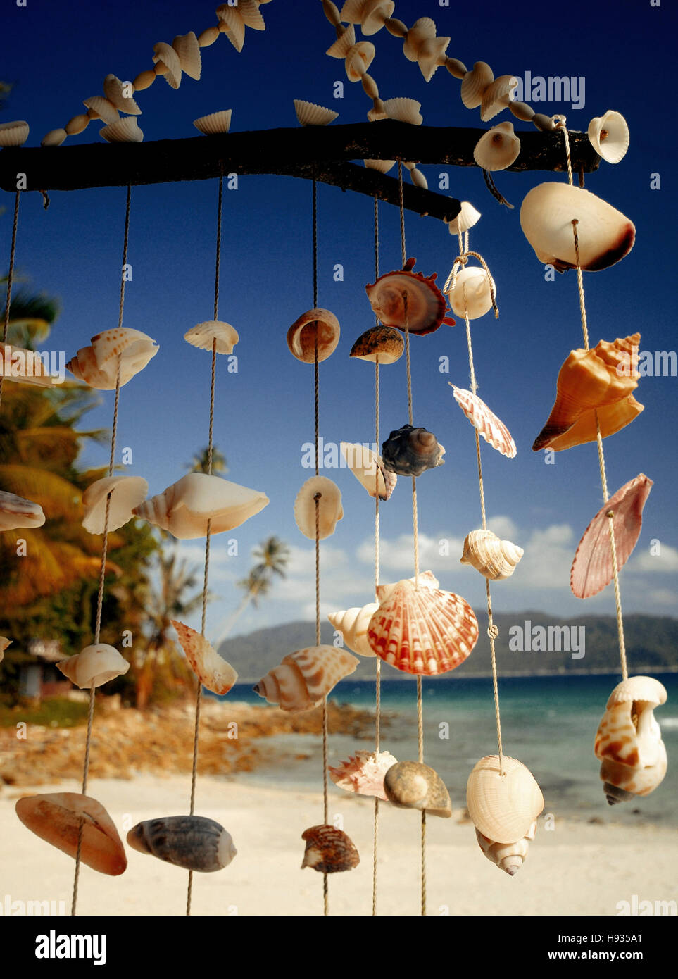Wind chime shell sea hi-res stock photography and images - Alamy
