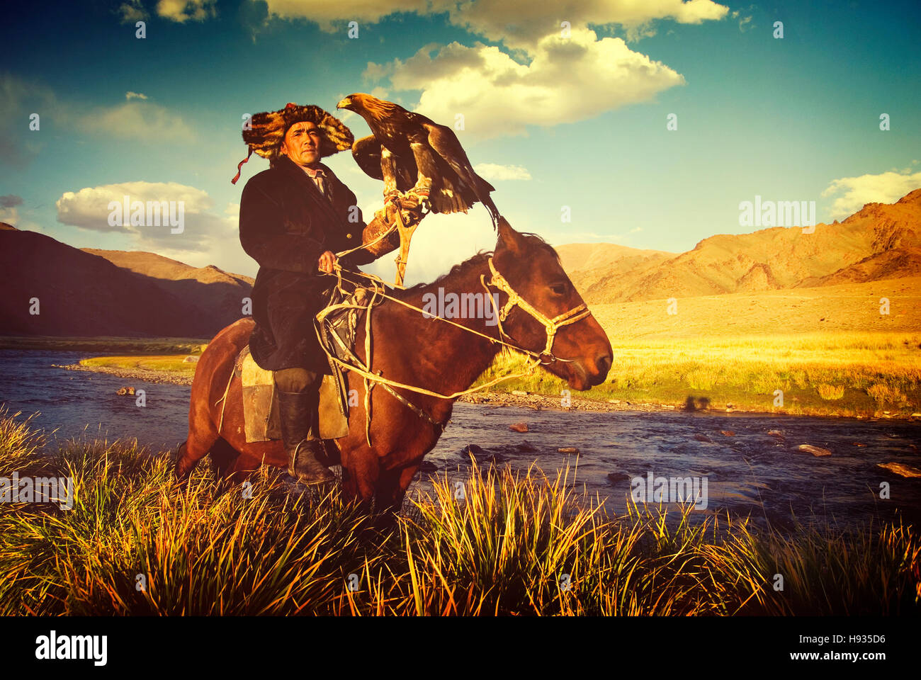 Kazakh Trained Eagle Equestrian Olgei Mongolia Concept Stock Photo - Alamy