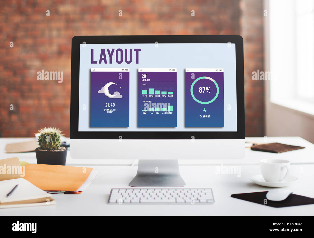 Monitor layout hi-res stock photography and images - Alamy