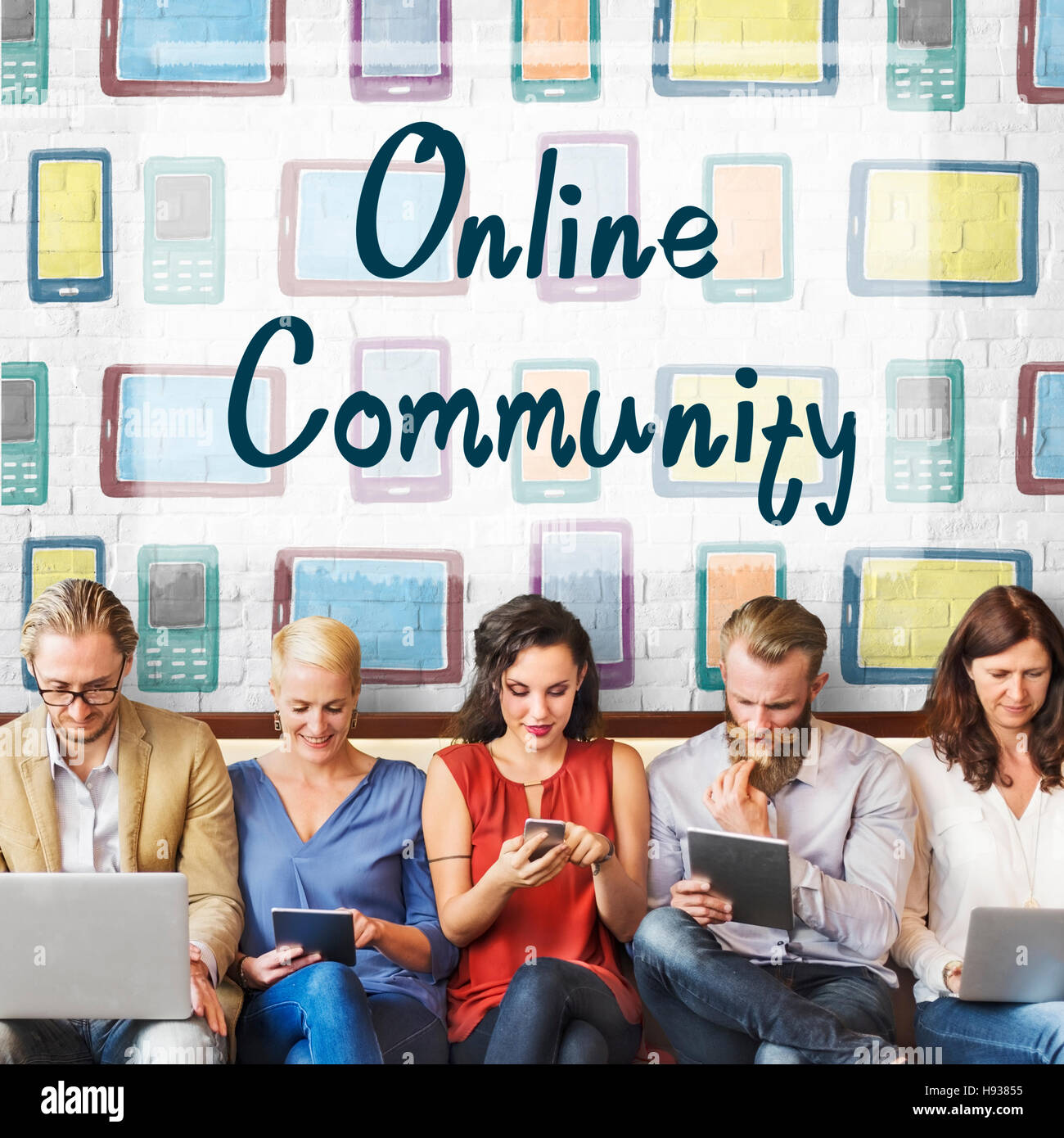 Online Commuity Connection Media Networking Concept Stock Photo - Alamy
