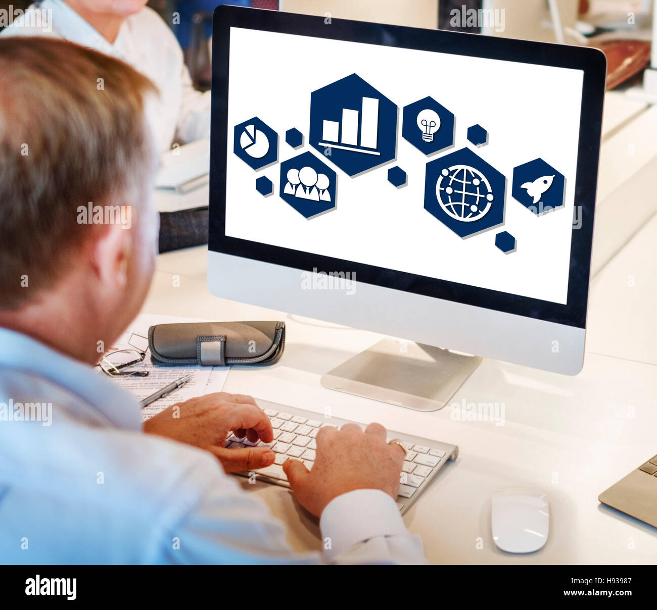 Global Business Strategy Planning Icon Concept Stock Photo - Alamy