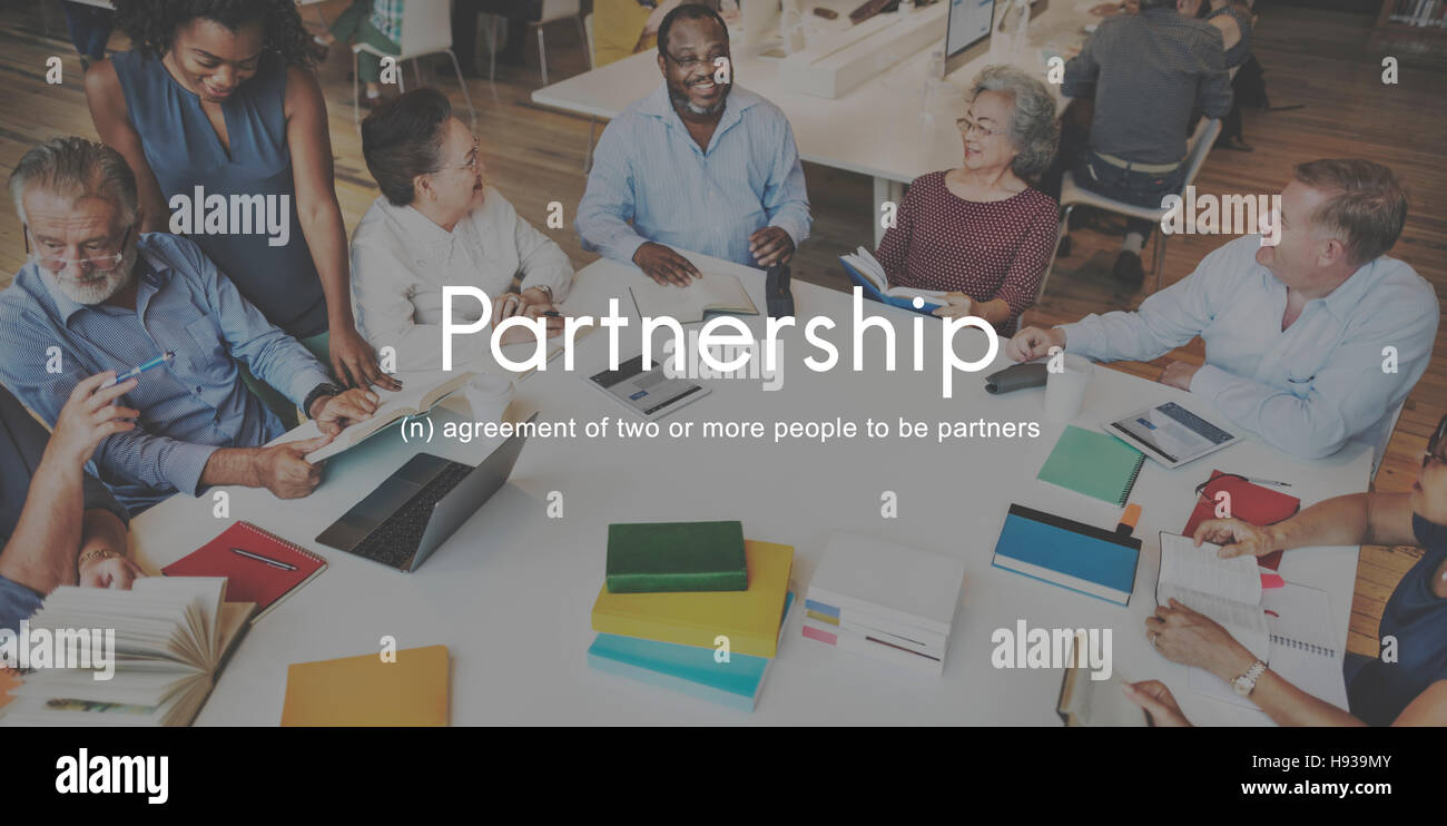 Partnerhsip Agreement Business Collaboration Concept Stock Photo - Alamy