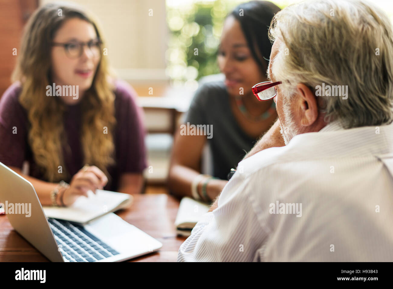 Teacher Students Meeting Talking Planning Concept Stock Photo - Alamy
