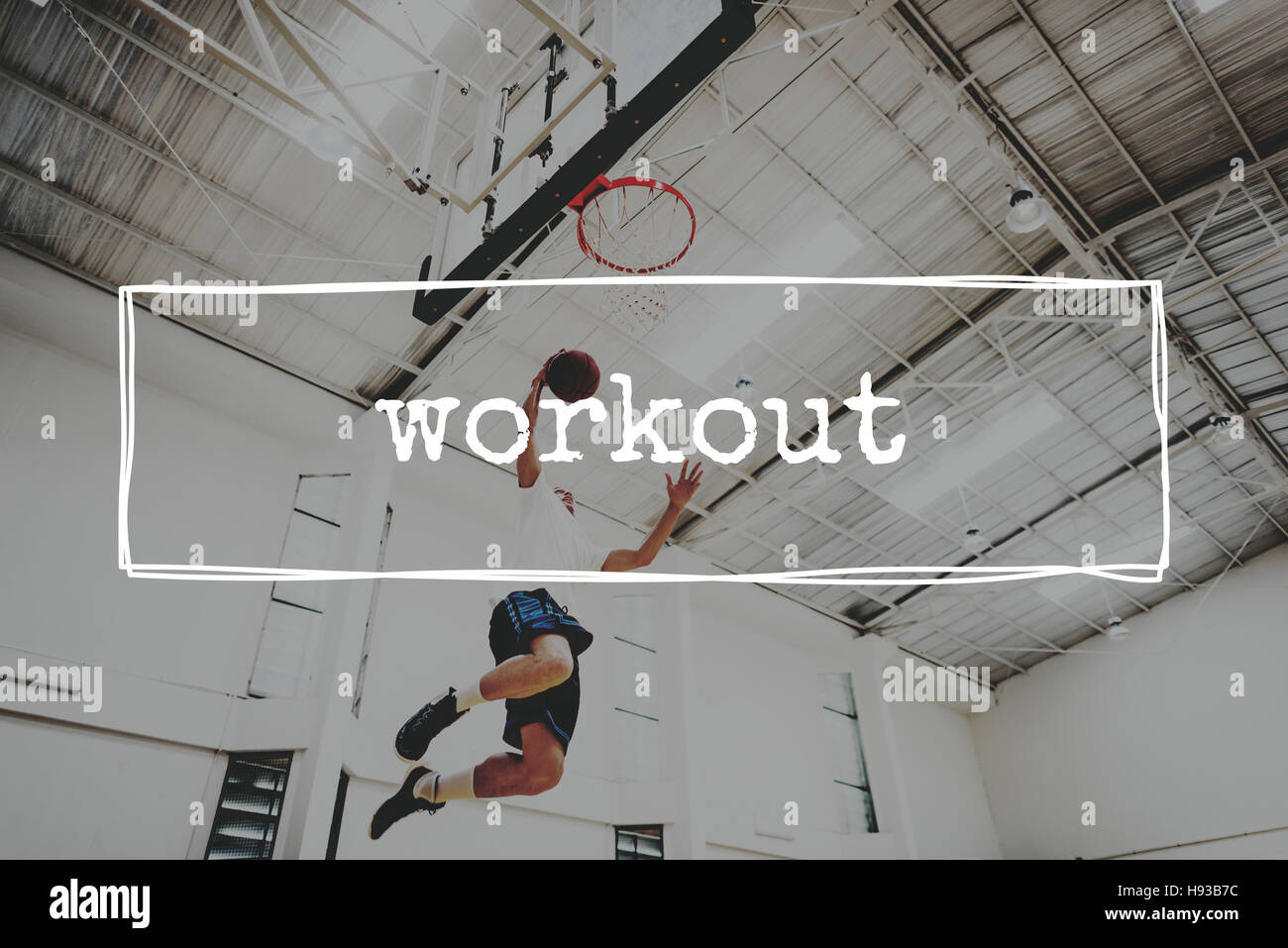 Jump shot hi-res stock photography and images - Alamy