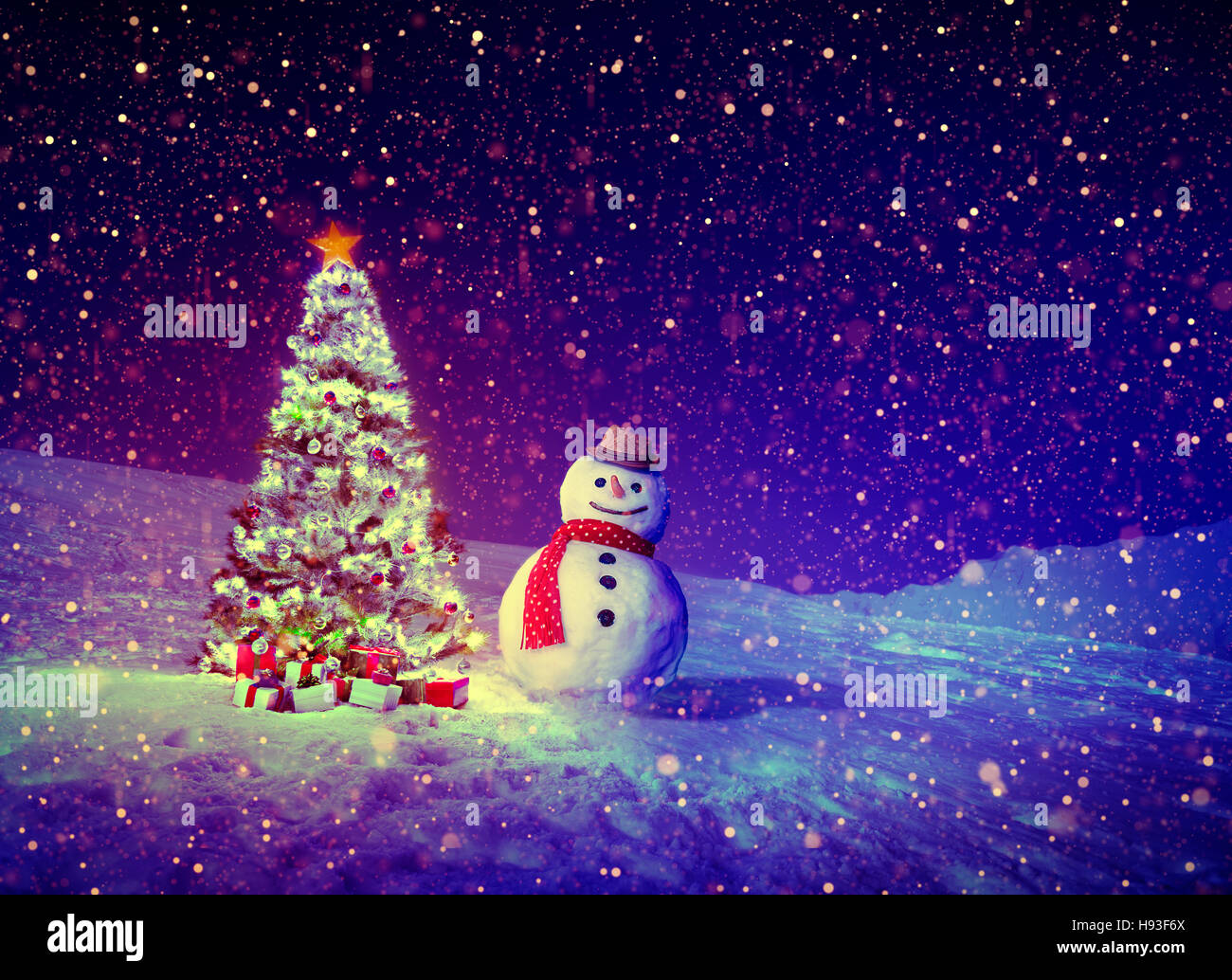 Christmas Tree Snowman Outdoor Concept Stock Photo - Alamy